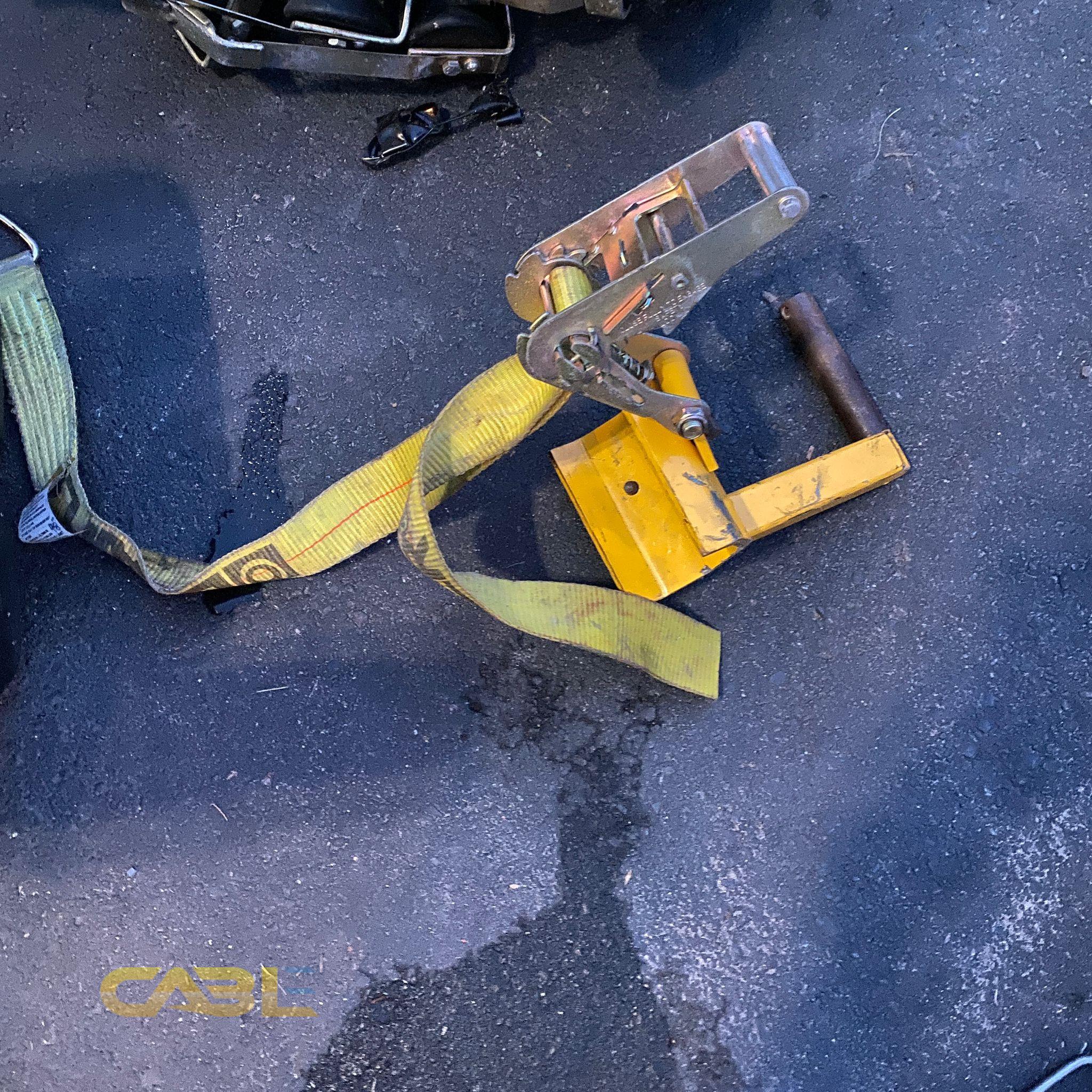 Pictures (COMPLETE LASHING EQUIPMENT)