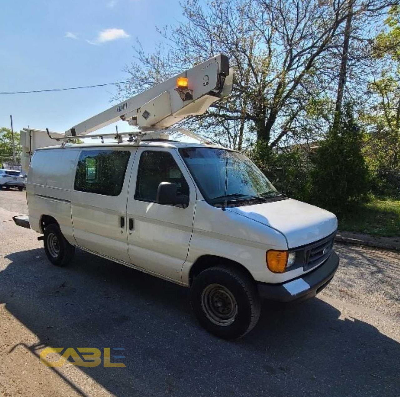 2006 Ford Econoline E350 Van Bucket Truck