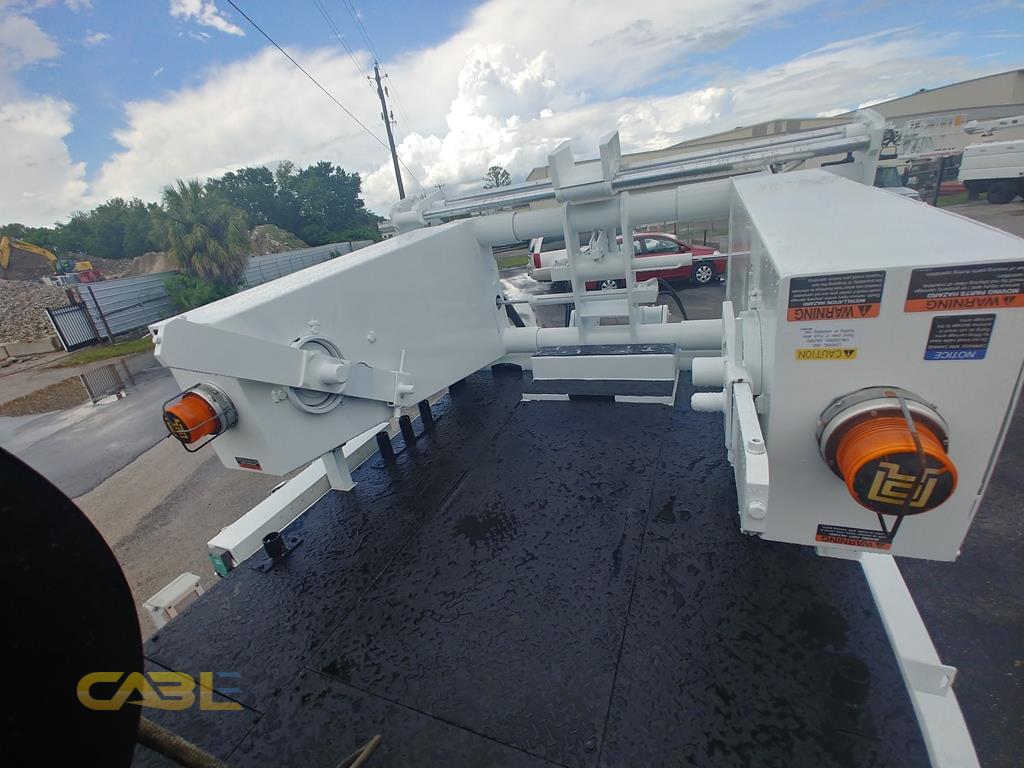 Pictures (2007 International 7400 Altec LP108 Cable Puller)