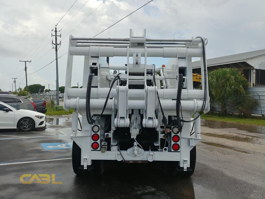 Pictures (2007 International 7400 Altec LP108 Cable Puller)