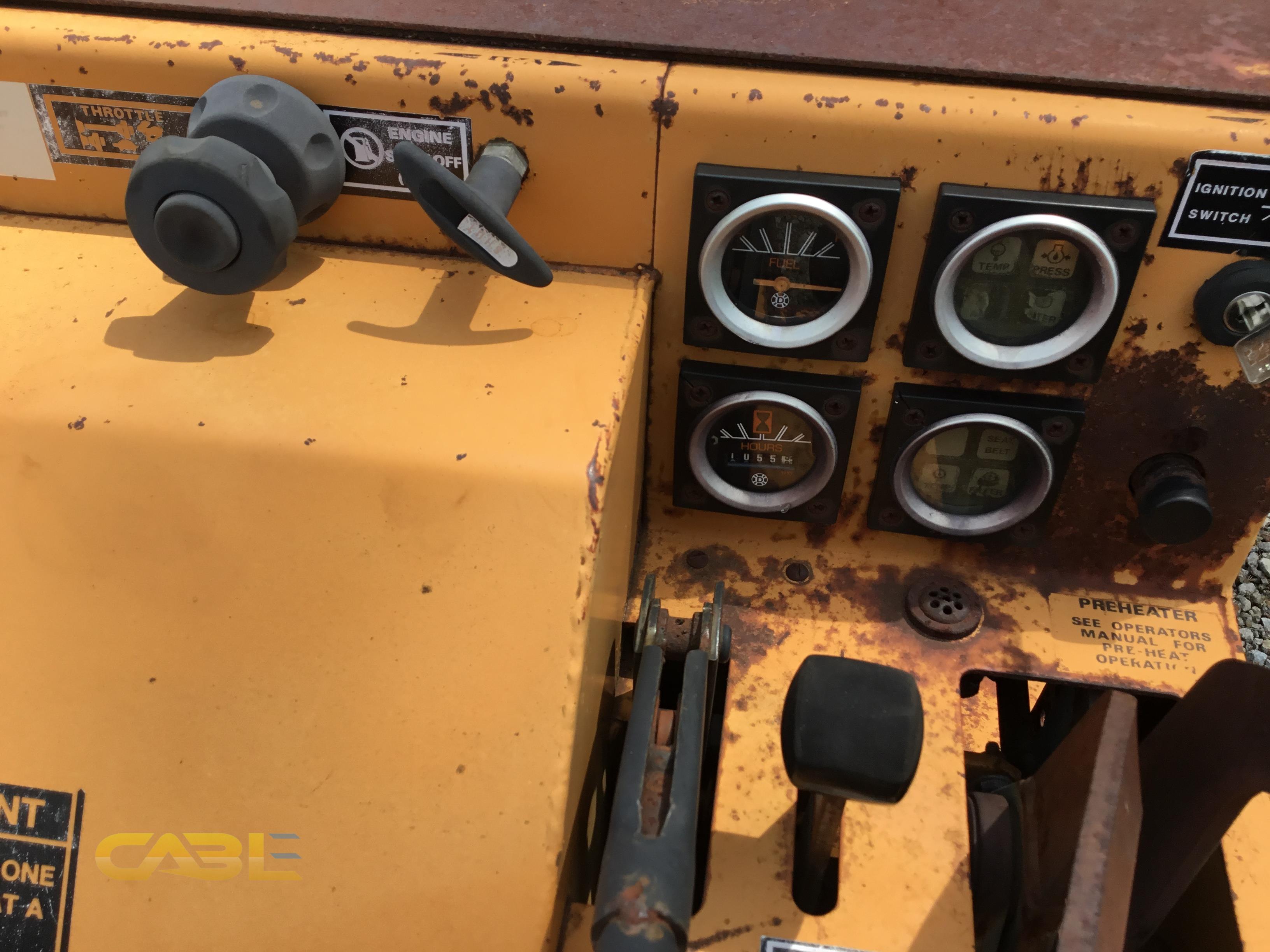 Pictures (Case Maxi Sneaker Series B and Gravity Tilting Trl)