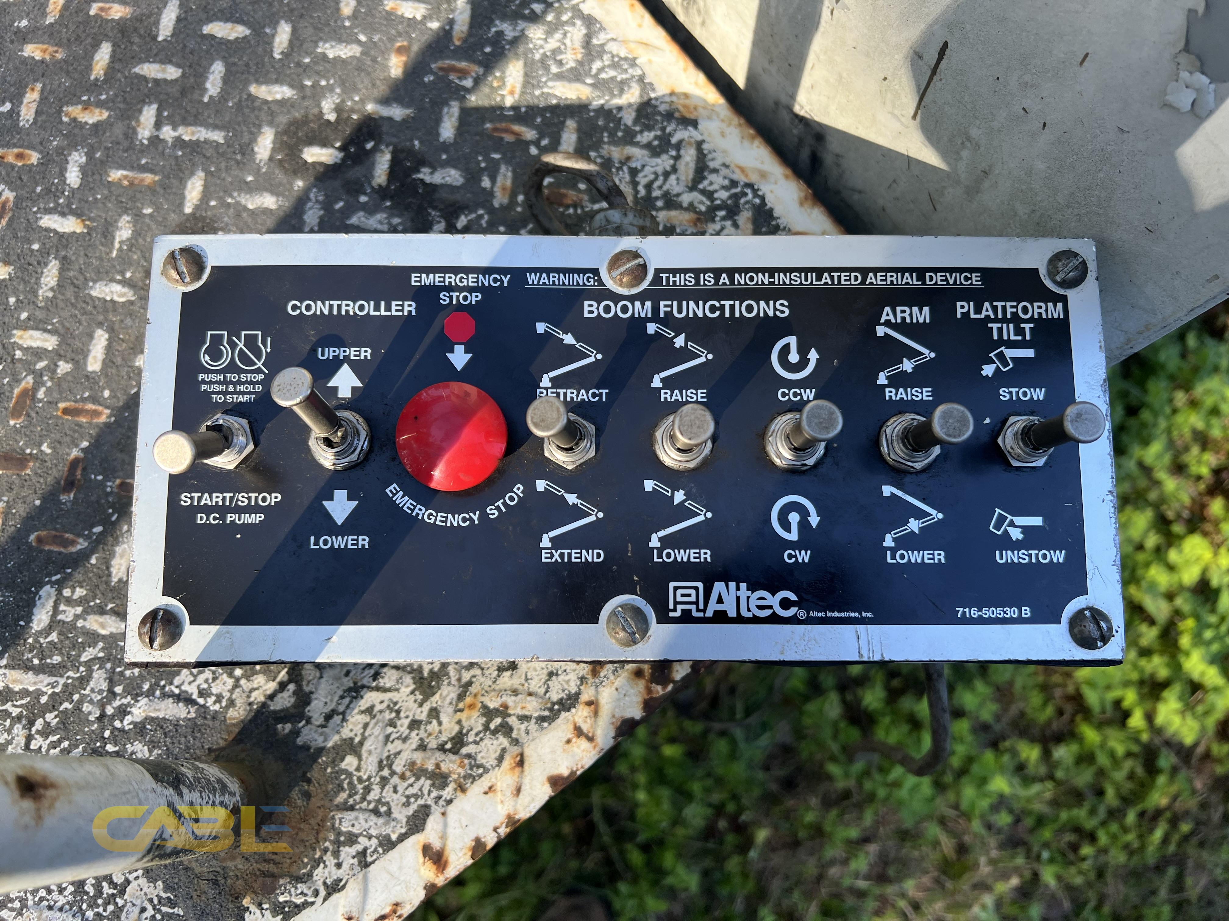 Pictures (2008 Ford -550 Altec AT235P Bucket Truck)