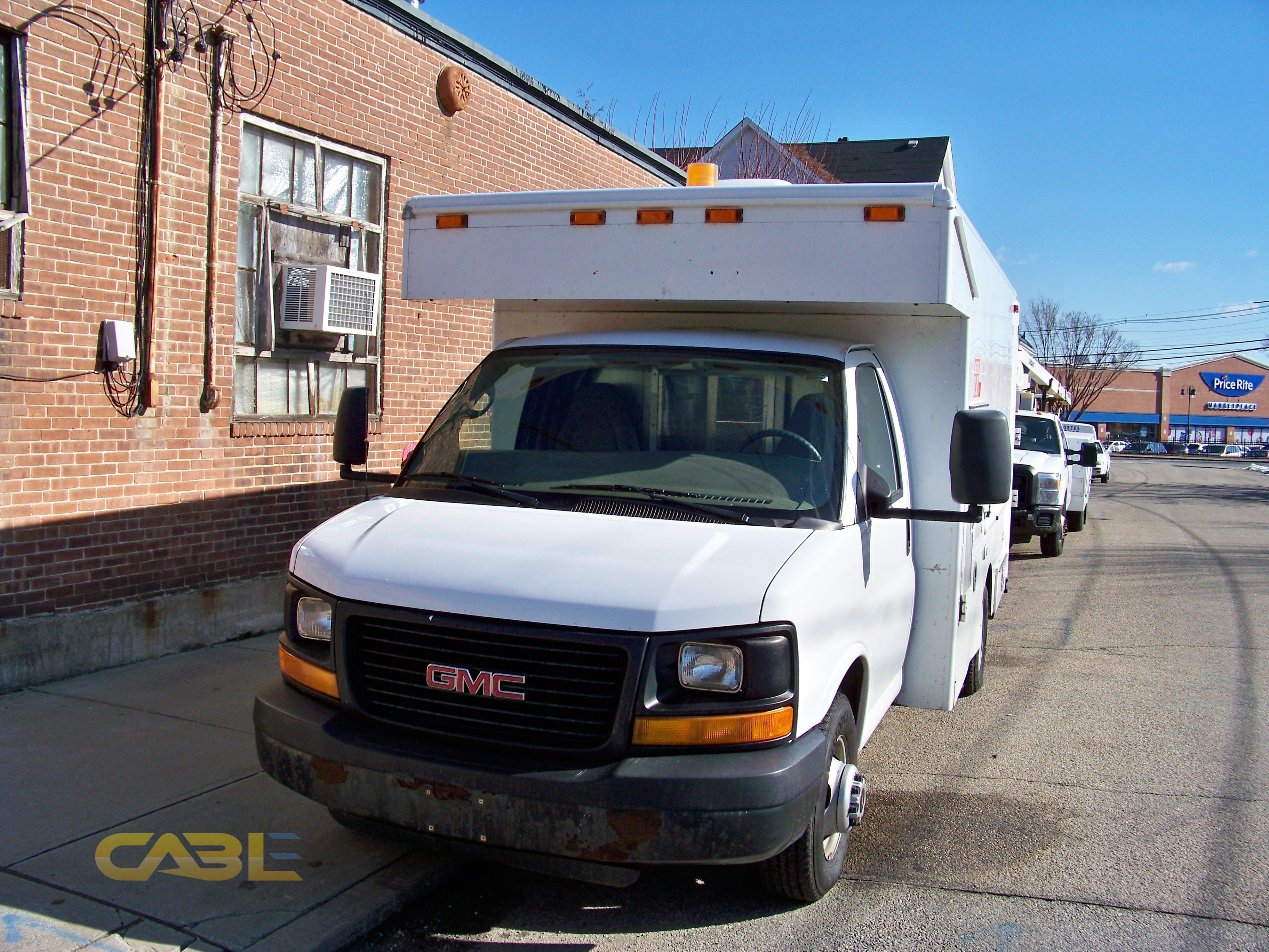Pictures (2007 gmc g3500 fiber splicing truck)