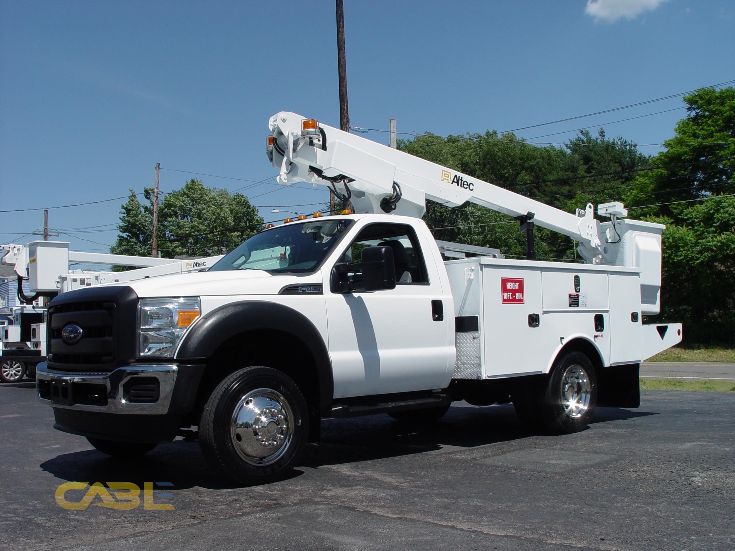2014 F450 Bucket Truck Fully Refurbished 37FT V10