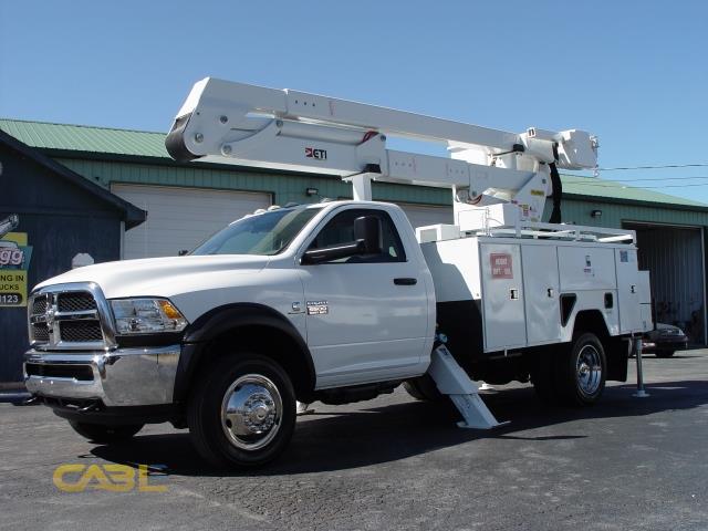 2017 RAM 5500 6.7 CUMMINS 4WD Insulated Boom 46FT