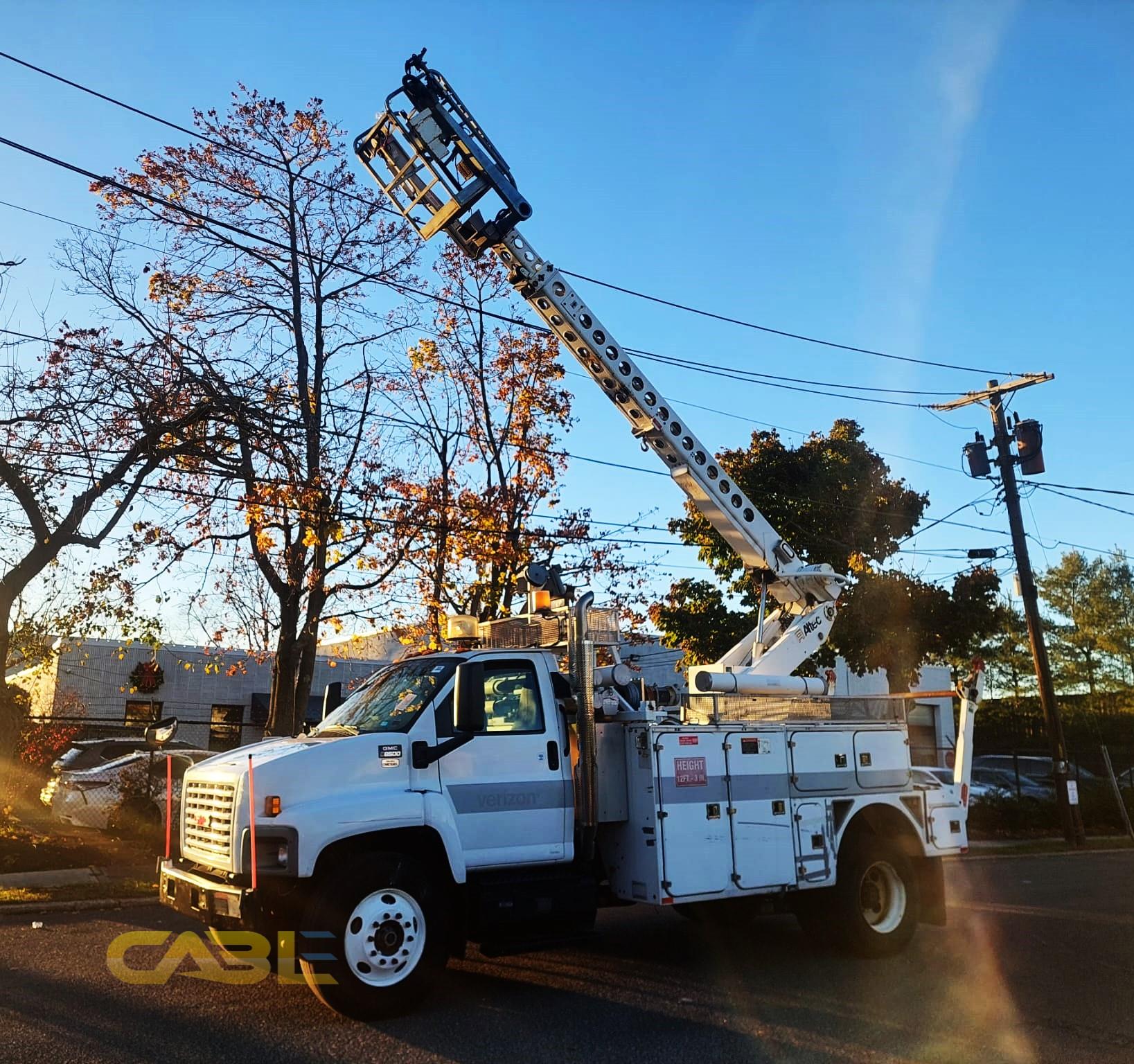 2009 GMC C8500 ALTEC T40C Cable Placer, only 43k