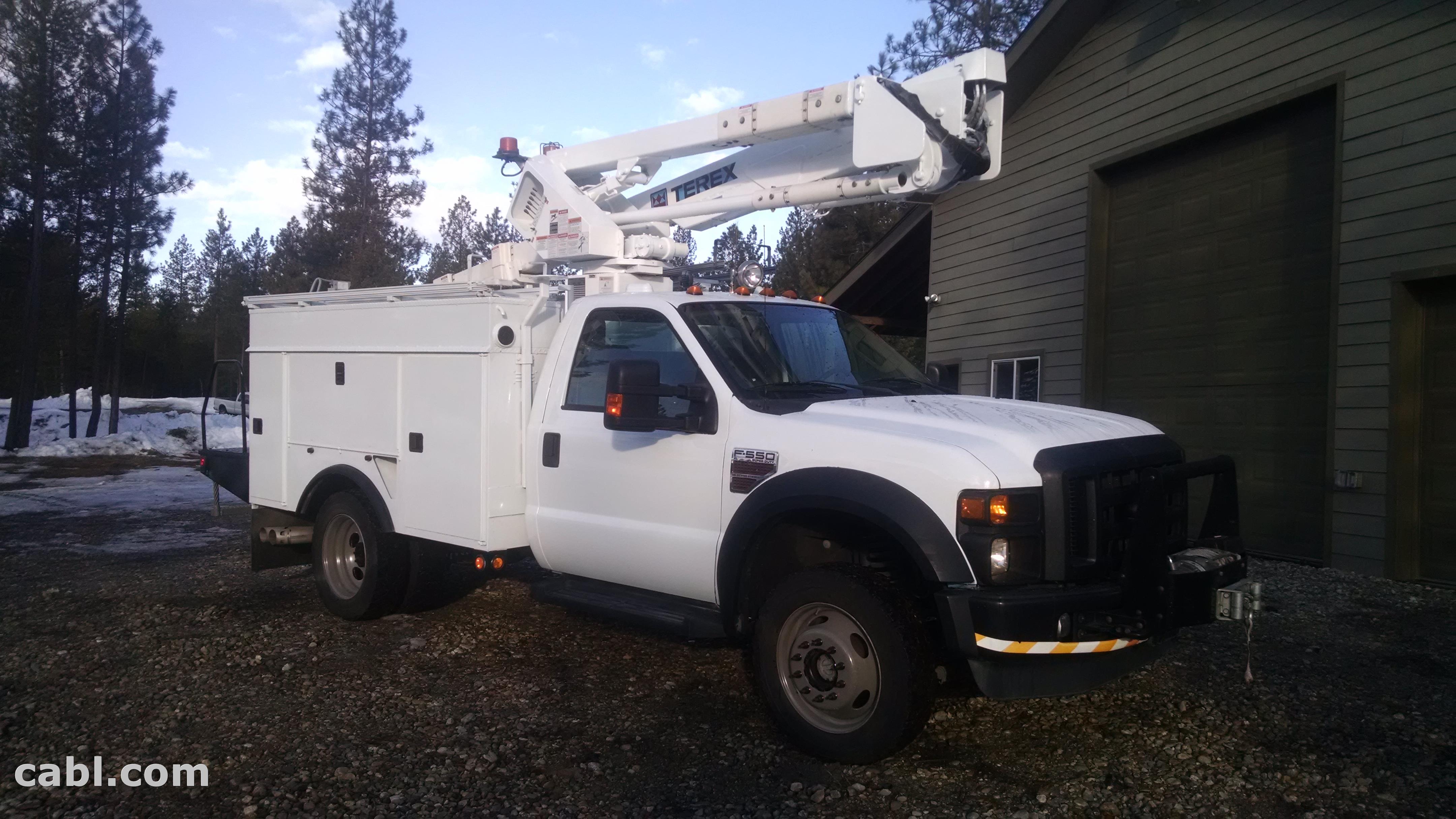 2010 Ford F550 XL Super Duty 4x4 w Terex Hybrid