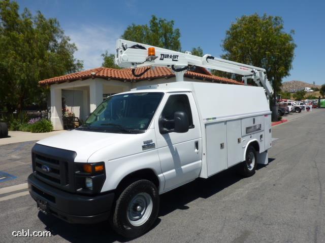 2017 Ford E350 Dur-A-Lift Bucket Van