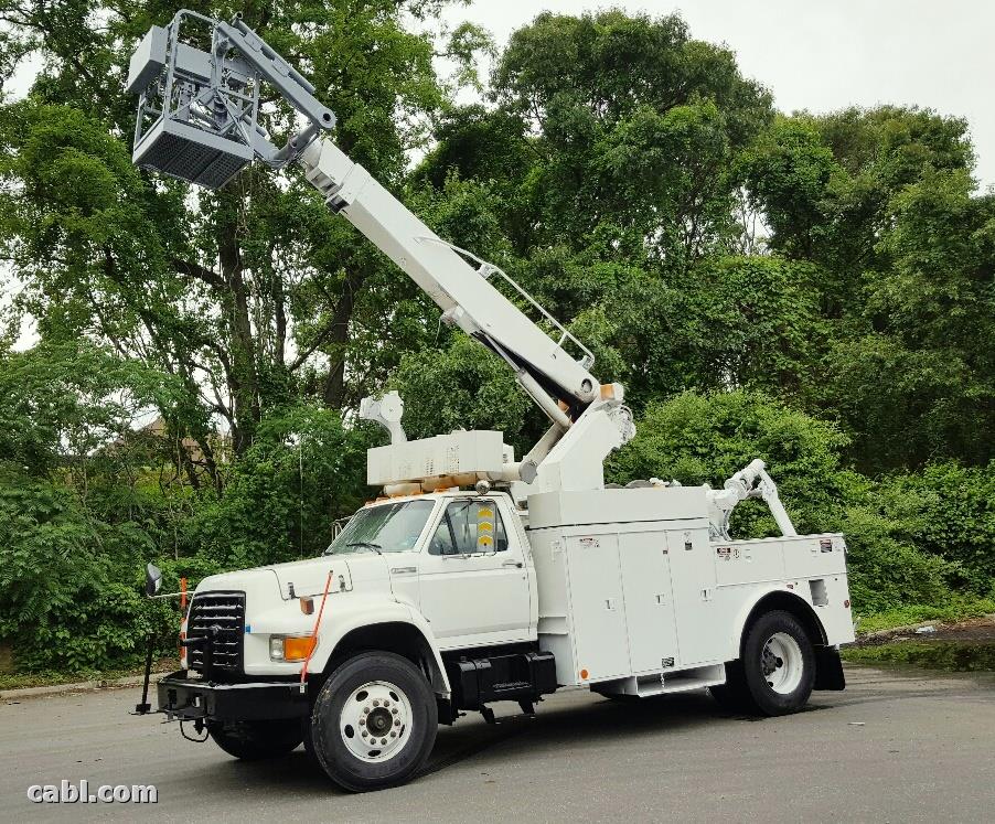1997 Ford F800 Altec AP45 Nice only 40k original