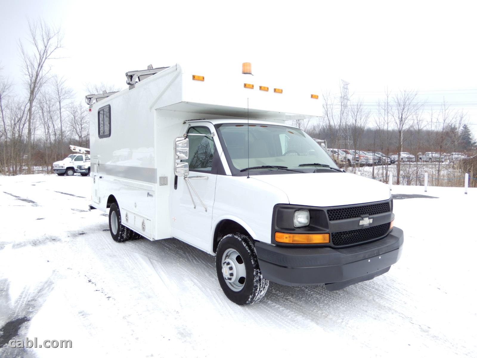 2005 Chevrolet 3500 Cutaway Splicing / Service Van