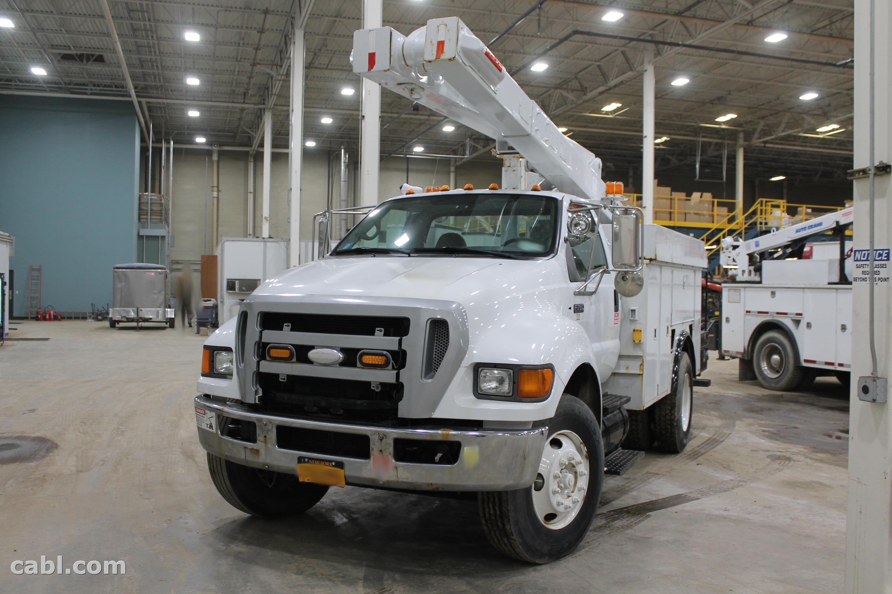 2008 Ford F750 SD Versa Lift V403i