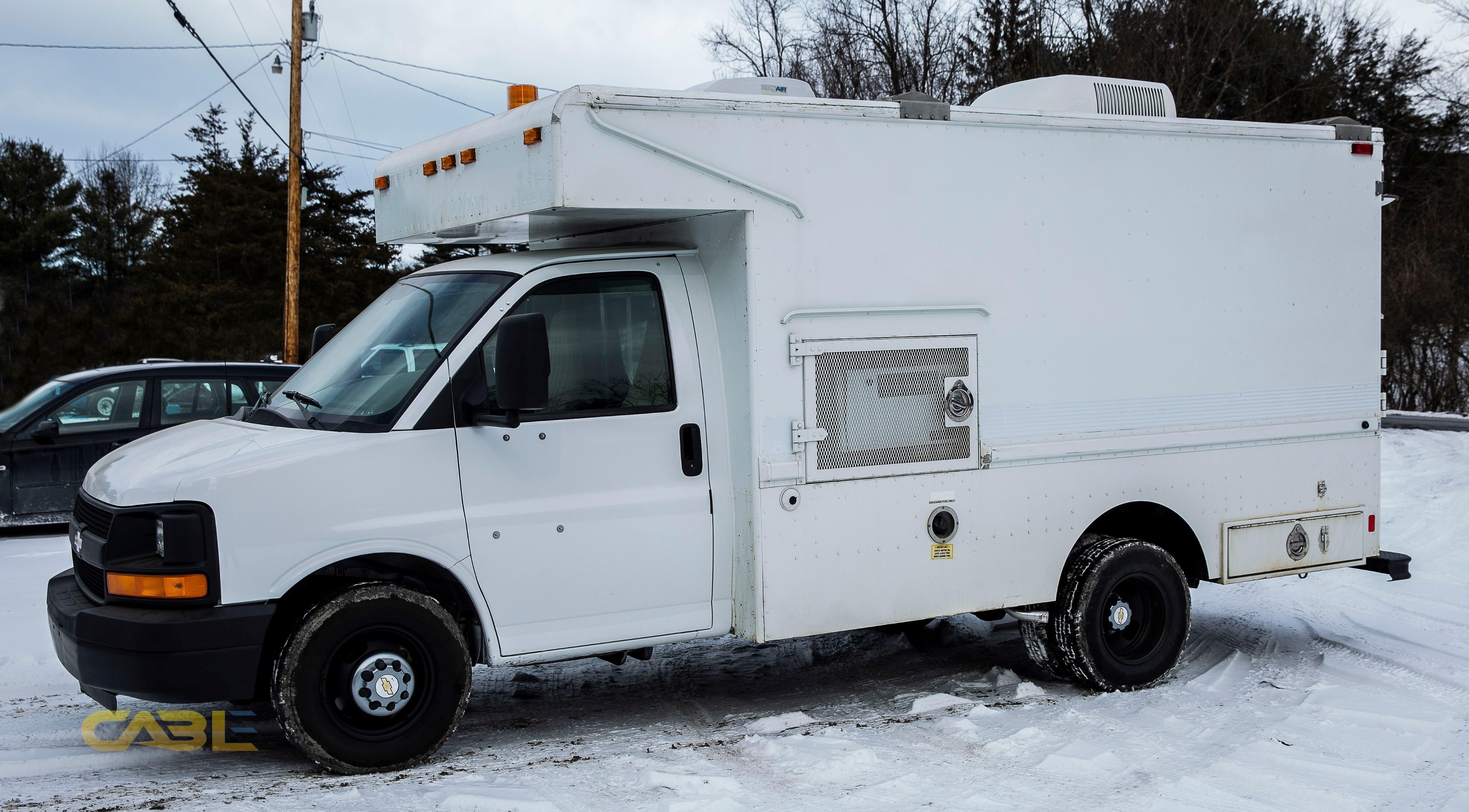 2006 Chevy Express 3500 Splicing/Work Vehicle