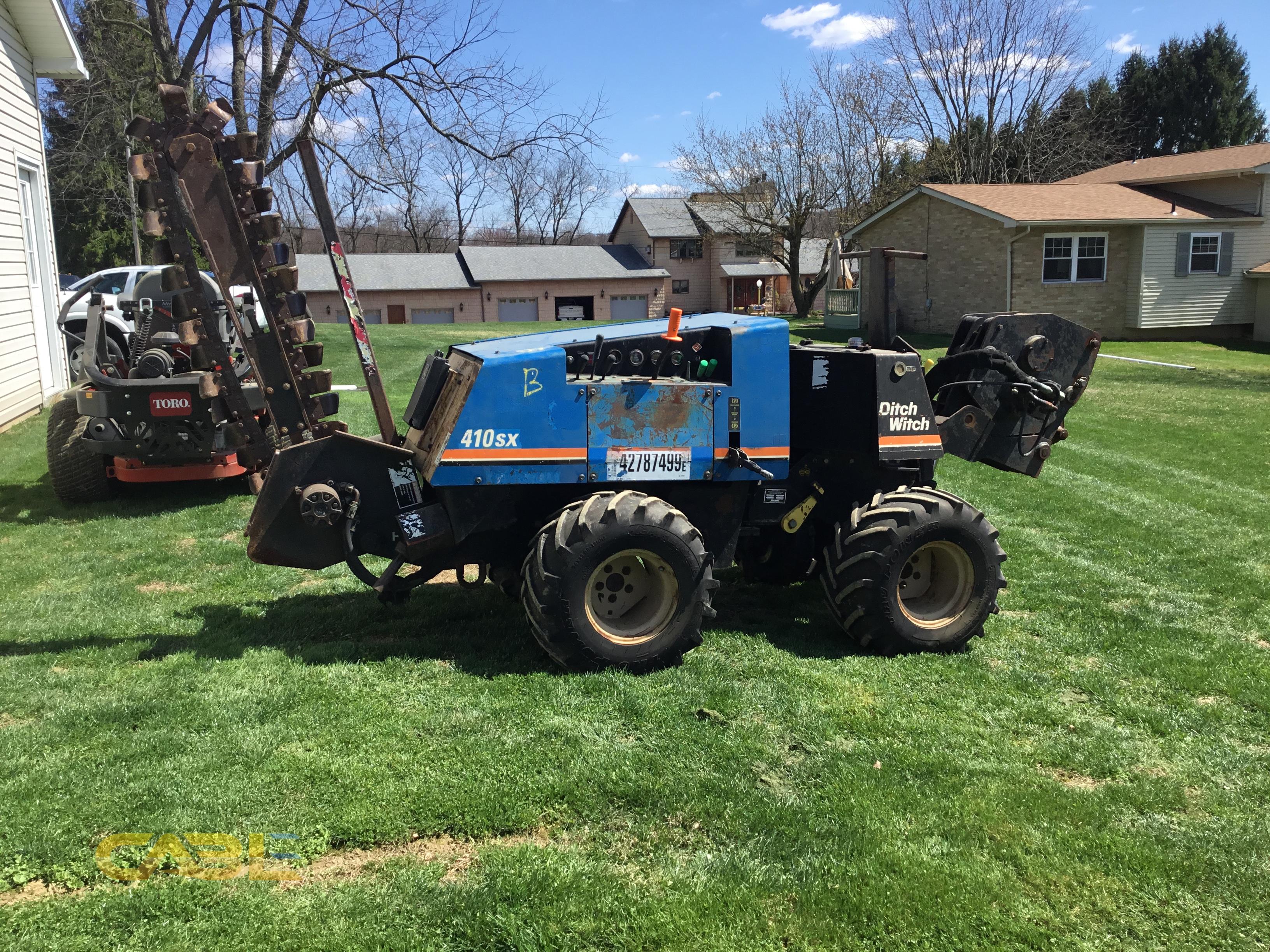 Ditch Witch 410SX Trencher/ Vibratory Plow