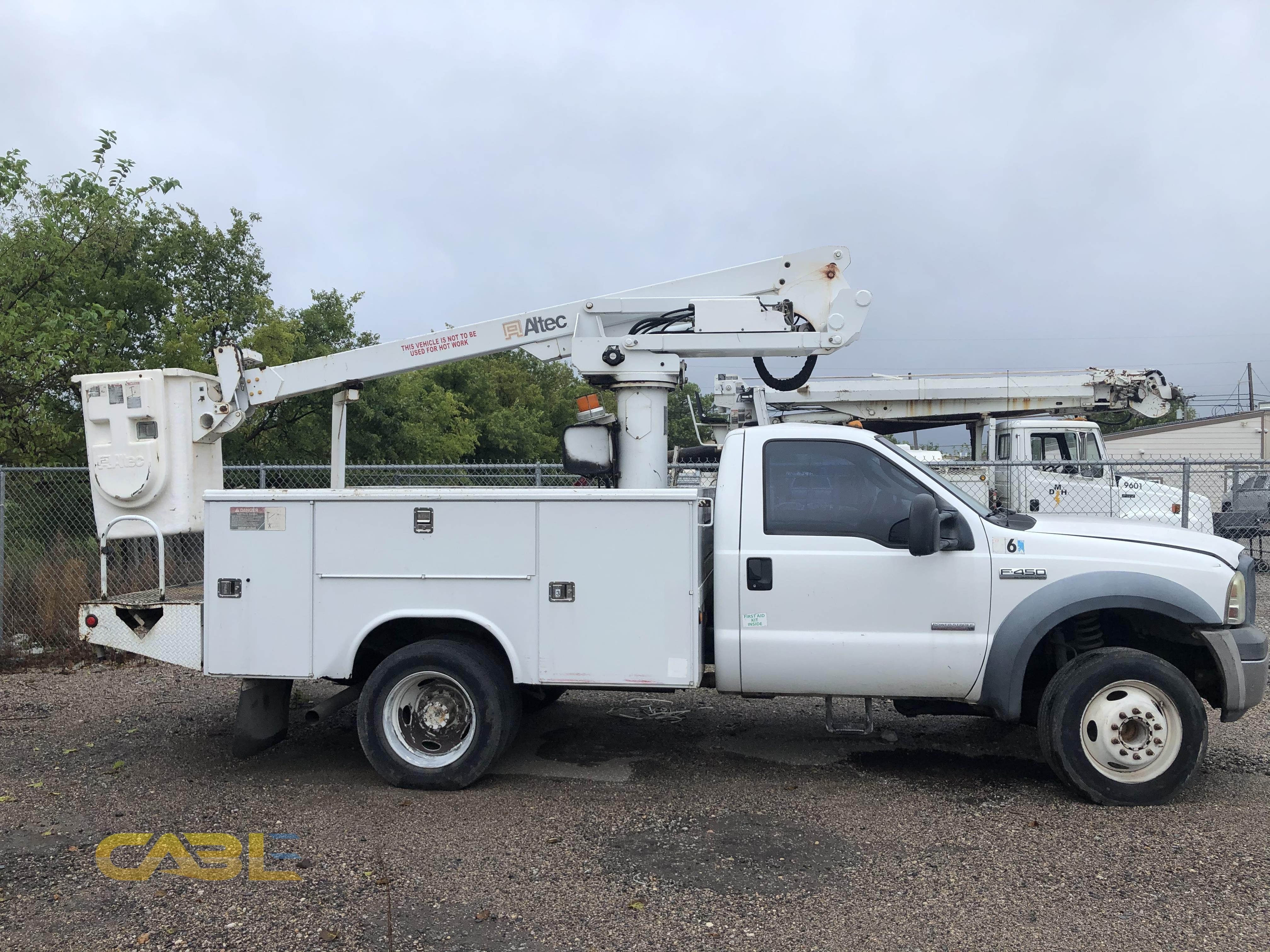 2006 and 2004 Ford Altec buckets